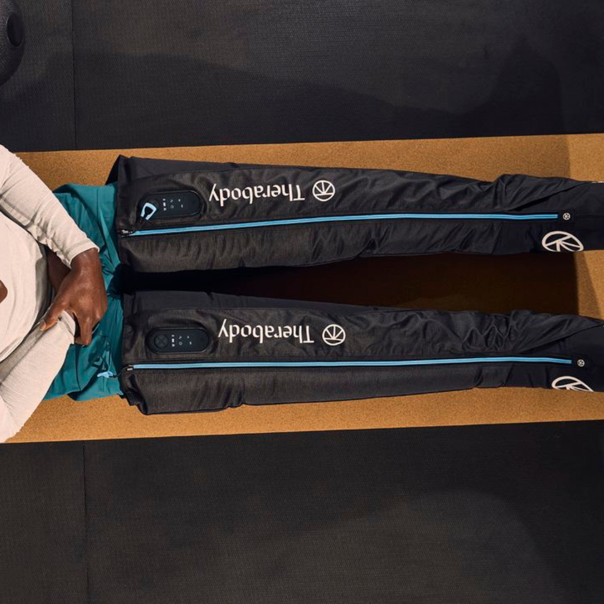 Therabody Compression Boots | 30-Min Recovery | PURE Spa UK – PURE Spa & Beauty